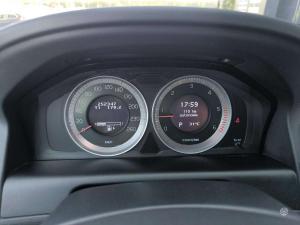 Pelēks Volvo XC60 2011 Viļņa, ar dzinēja tilpumu 2.40 L un nobraukumu 252 tūkst. km par 7900 €, foto 24 vietnē AUTOMOTO.COM.LV