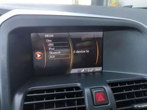 Pelēks Volvo XC60 2011 Viļņa, ar dzinēja tilpumu 2.40 L un nobraukumu 252 tūkst. km par 7900 €, foto 26 vietnē AUTOMOTO.COM.LV