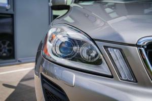 Grey Volvo XC60 2011 in Kaunas, with an engine capacity of 2.40 L and mileage of 213 thousand km for 9450 €, photo 8 on AUTOMOTO.COM.LV