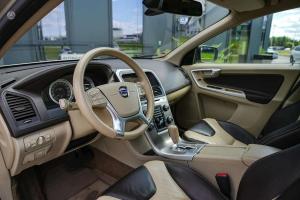 Grey Volvo XC60 2011 in Kaunas, with an engine capacity of 2.40 L and mileage of 213 thousand km for 9450 €, photo 28 on AUTOMOTO.COM.LV
