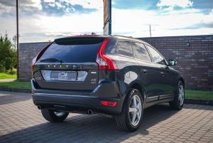 Grey Volvo XC60 2011 in Marijampole, with an engine capacity of 2.40 L and mileage of 277 thousand km for 9250 €, photo 10 on AUTOMOTO.COM.LV