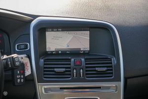 Grey Volvo XC60 2011 in Marijampole, with an engine capacity of 2.40 L and mileage of 277 thousand km for 9250 €, photo 17 on AUTOMOTO.COM.LV