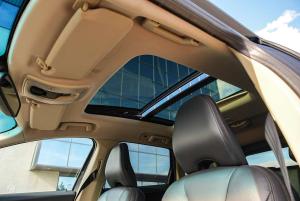 Grey Volvo XC60 2011 in Marijampole, with an engine capacity of 2.40 L and mileage of 277 thousand km for 9250 €, photo 27 on AUTOMOTO.COM.LV
