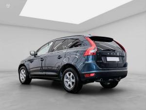 Pelēks Volvo XC60 2011 Kauņa, ar dzinēja tilpumu 2.00 L un nobraukumu 228 tūkst. km par 8290 €, foto 3 vietnē AUTOMOTO.COM.LV