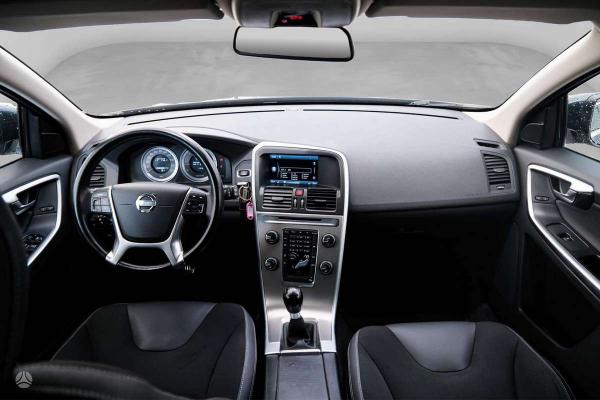 Вольво ХС60 2011 в Каунас на AUTOMOTO.COM.LV Серый Вольво ХС60 2011 в Каунас, объемом двигателя 2.00 л и пробегом 228 тыс. км за 8290 €, фото 10 на AUTOMOTO.COM.LV