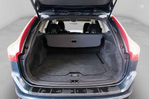 Pelēks Volvo XC60 2011 Kauņa, ar dzinēja tilpumu 2.00 L un nobraukumu 228 tūkst. km par 8290 €, foto 14 vietnē AUTOMOTO.COM.LV