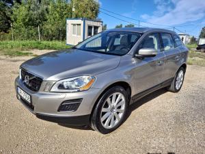 Pelēks Volvo XC60 2011 Rīga, ar dzinēja tilpumu 2.40 L un nobraukumu 219 tūkst. km par 9995 €, foto  vietnē AUTOMOTO.COM.LV