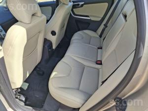Pelēks Volvo XC60 2011 Rīga, ar dzinēja tilpumu 2.40 L un nobraukumu 219 tūkst. km par 9995 €, foto 11 vietnē AUTOMOTO.COM.LV
