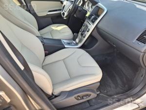Pelēks Volvo XC60 2011 Rīga, ar dzinēja tilpumu 2.40 L un nobraukumu 219 tūkst. km par 9995 €, foto 16 vietnē AUTOMOTO.COM.LV