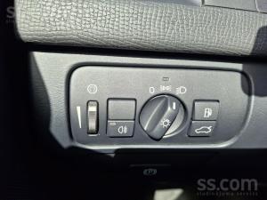 Pelēks Volvo XC60 2011 Rīga, ar dzinēja tilpumu 2.40 L un nobraukumu 219 tūkst. km par 9995 €, foto 29 vietnē AUTOMOTO.COM.LV