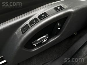 Grey Volvo XC60 2011 in Jelgava, with an engine capacity of 2.40 L and mileage of 286 thousand km for 9996 €, photo 12 on AUTOMOTO.COM.LV