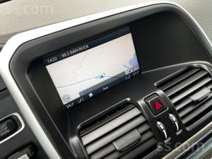 Grey Volvo XC60 2011 in Jelgava, with an engine capacity of 2.40 L and mileage of 286 thousand km for 9996 €, photo 13 on AUTOMOTO.COM.LV