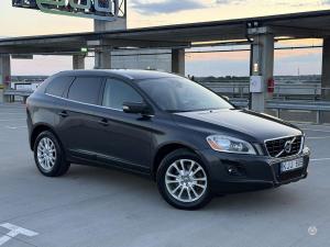 Grey Volvo XC60 2011 in Vilnius, with an engine capacity of 2.40 L and mileage of 335 thousand km for 4999 €, photo 3 on AUTOMOTO.COM.LV