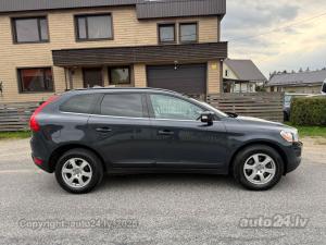 Pelēks Volvo XC60 2011 Tallina, ar dzinēja tilpumu 2.00 L un nobraukumu 299 tūkst. km par 7490 €, foto 13 vietnē AUTOMOTO.COM.LV