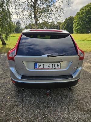 Pelēks Volvo XC60 2011 Kuldīga, ar dzinēja tilpumu 2.40 L un nobraukumu 334 tūkst. km par 6600 €, foto 5 vietnē AUTOMOTO.COM.LV