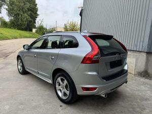 Grey Volvo XC60 2011 in Alytus, with an engine capacity of 2.00 L and mileage of 289 thousand km for 8950 €, photo 4 on AUTOMOTO.COM.LV