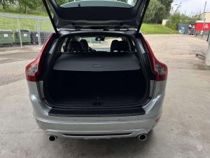Grey Volvo XC60 2011 in Alytus, with an engine capacity of 2.00 L and mileage of 289 thousand km for 8950 €, photo 6 on AUTOMOTO.COM.LV