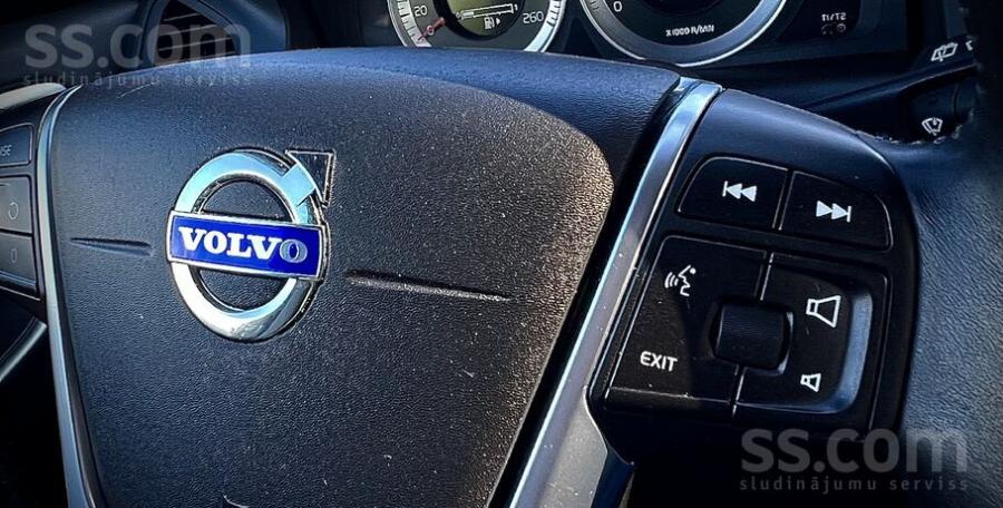 Pelēks Volvo XC60 2011 Tukums, ar dzinēja tilpumu 2.40 L un nobraukumu 290 tūkst. km par 9450 €, foto 17 vietnē AUTOMOTO.COM.LV