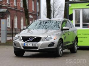 Grey Volvo XC60 2011 in Rezekne, with an engine capacity of 2.40 L and mileage of 343 thousand km for 7995 €, photo  on AUTOMOTO.COM.LV
