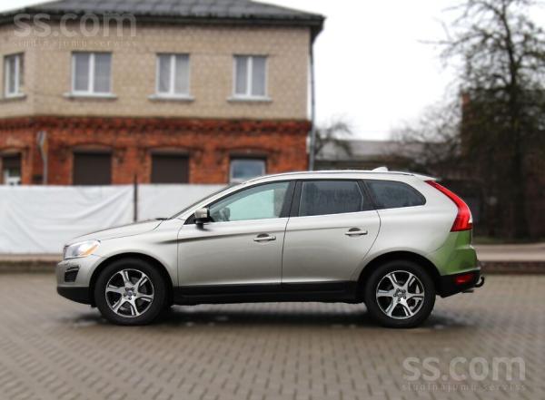 Pelēks Volvo XC60 2011 Rēzekne, ar dzinēja tilpumu 2.40 L un nobraukumu 343 tūkst. km par 7995 €, foto 6 vietnē AUTOMOTO.COM.LV