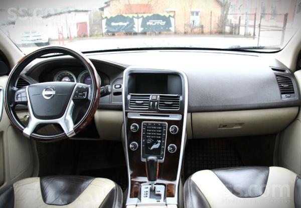 Pelēks Volvo XC60 2011 Rēzekne, ar dzinēja tilpumu 2.40 L un nobraukumu 343 tūkst. km par 7995 €, foto 8 vietnē AUTOMOTO.COM.LV