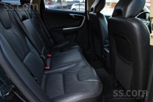 Pelēks Volvo XC60 2011 Tukums, ar dzinēja tilpumu 2.40 L un nobraukumu 378 tūkst. km par 8500 €, foto 7 vietnē AUTOMOTO.COM.LV