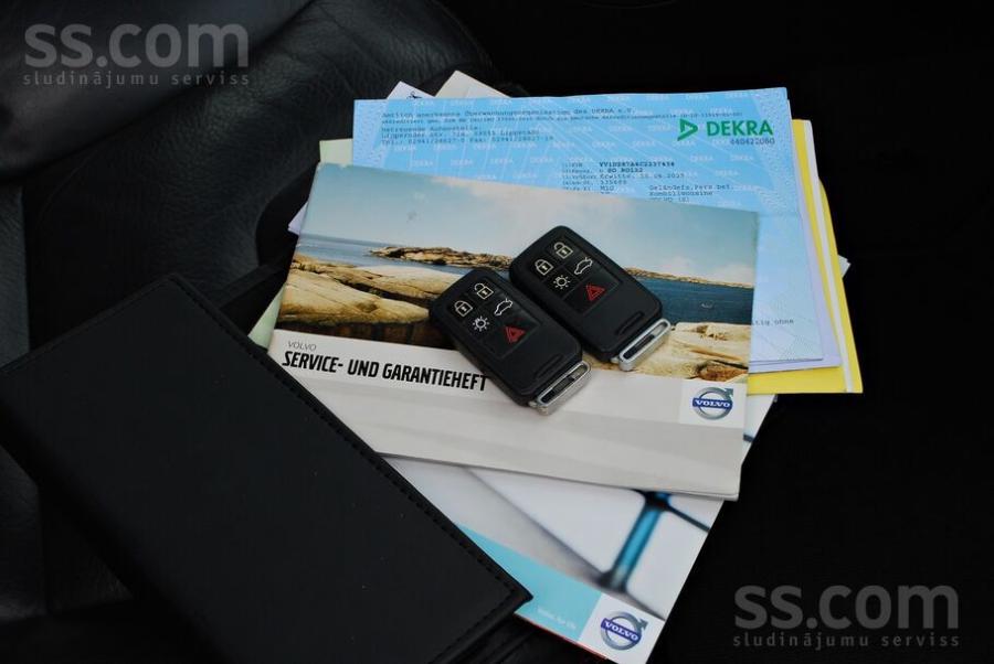 Pelēks Volvo XC60 2011 Tukums, ar dzinēja tilpumu 2.40 L un nobraukumu 378 tūkst. km par 8500 €, foto 14 vietnē AUTOMOTO.COM.LV