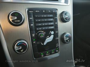Pelēks Volvo XC60 2011 Tartu, ar dzinēja tilpumu 2.40 L un nobraukumu 368 tūkst. km par 7990 €, foto 7 vietnē AUTOMOTO.COM.LV