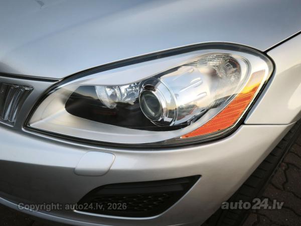 Pelēks Volvo XC60 2011 Tartu, ar dzinēja tilpumu 2.40 L un nobraukumu 368 tūkst. km par 7990 €, foto 8 vietnē AUTOMOTO.COM.LV