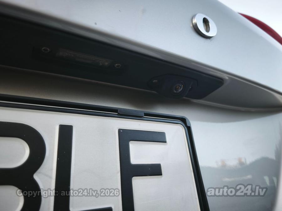 Pelēks Volvo XC60 2011 Tartu, ar dzinēja tilpumu 2.40 L un nobraukumu 368 tūkst. km par 7990 €, foto 19 vietnē AUTOMOTO.COM.LV
