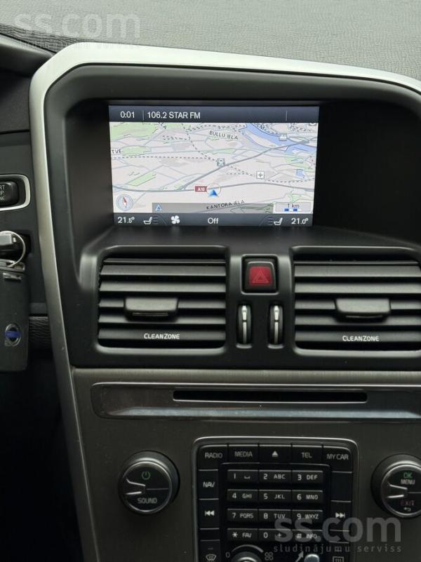 Pelēks Volvo XC60 2011 Rīga, ar dzinēja tilpumu 2.40 L un nobraukumu 0 tūkst. km par 7300 €, foto 6 vietnē AUTOMOTO.COM.LV