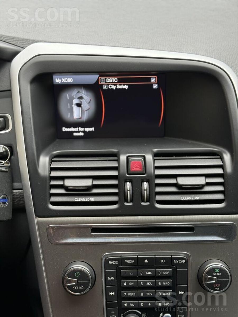 Pelēks Volvo XC60 2011 Rīga, ar dzinēja tilpumu 2.40 L un nobraukumu 0 tūkst. km par 7300 €, foto 7 vietnē AUTOMOTO.COM.LV