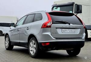 Grey Volvo XC60 2012 in Taurage, with an engine capacity of 1.98 L and mileage of 313 thousand km for 7500 €, photo 7 on AUTOMOTO.COM.LV