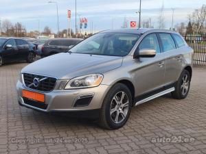 Pelēks Volvo XC60 2012 Tartu, ar dzinēja tilpumu 2.40 L un nobraukumu 193 tūkst. km par 11990 €, foto  vietnē AUTOMOTO.COM.LV