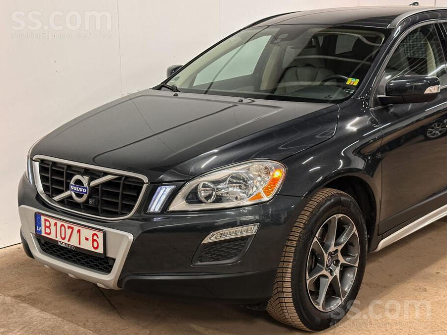 Pelēks Volvo XC60 2012 Jūrmala, ar dzinēja tilpumu 2.00 L un nobraukumu 302 tūkst. km par 10450 €, foto 6 vietnē AUTOMOTO.COM.LV