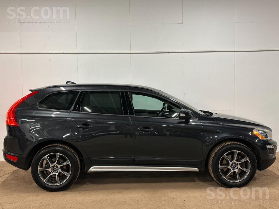 Pelēks Volvo XC60 2012 Jūrmala, ar dzinēja tilpumu 2.00 L un nobraukumu 302 tūkst. km par 10450 €, foto 8 vietnē AUTOMOTO.COM.LV