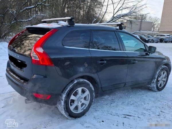 Pelēks Volvo XC60 2012 Klaipėda, ar dzinēja tilpumu 3.20 L un nobraukumu 208 tūkst. km par 6500 €, foto 3 vietnē AUTOMOTO.COM.LV