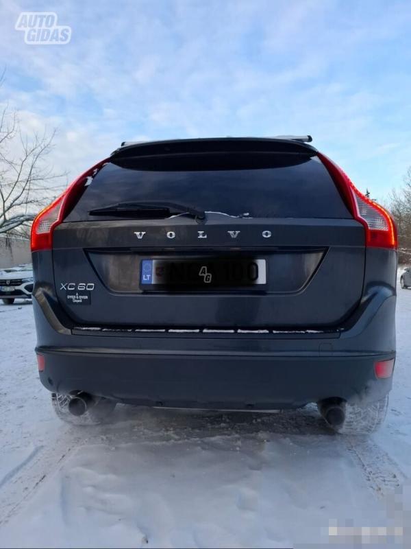 Pelēks Volvo XC60 2012 Klaipėda, ar dzinēja tilpumu 3.20 L un nobraukumu 208 tūkst. km par 6500 €, foto 6 vietnē AUTOMOTO.COM.LV