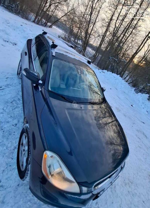 Pelēks Volvo XC60 2012 Klaipėda, ar dzinēja tilpumu 3.20 L un nobraukumu 208 tūkst. km par 6500 €, foto 8 vietnē AUTOMOTO.COM.LV