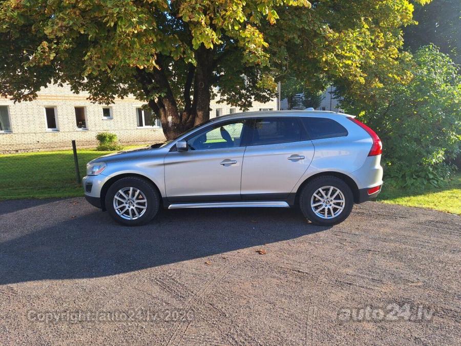 Pelēks Volvo XC60 2012 Tiri, ar dzinēja tilpumu 2.40 L un nobraukumu 266 tūkst. km par 11690 €, foto 4 vietnē AUTOMOTO.COM.LV
