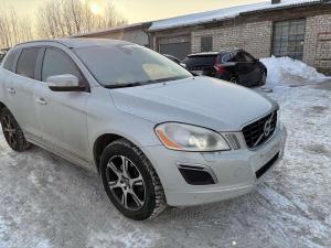 Grey Volvo XC60 2012 in Taurage, with an engine capacity of 1.98 L and mileage of 260 thousand km for 6350 €, photo 6 on AUTOMOTO.COM.LV