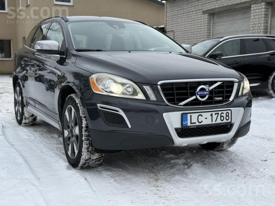 Grey Volvo XC60 2012 in Riga, with an engine capacity of 2.40 L and mileage of 0 thousand km for 10850 €, photo 1 on AUTOMOTO.COM.LV