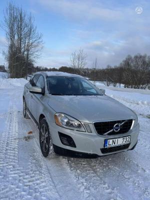 Pelēks Volvo XC60 2012 Utena, ar dzinēja tilpumu 2.00 L un nobraukumu 190 tūkst. km par 10300 €, foto  vietnē AUTOMOTO.COM.LV