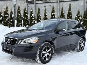 Grey Volvo XC60 2012 in Siauliai, with an engine capacity of 2.40 L and mileage of 290 thousand km for 11950 €, photo 4 on AUTOMOTO.COM.LV