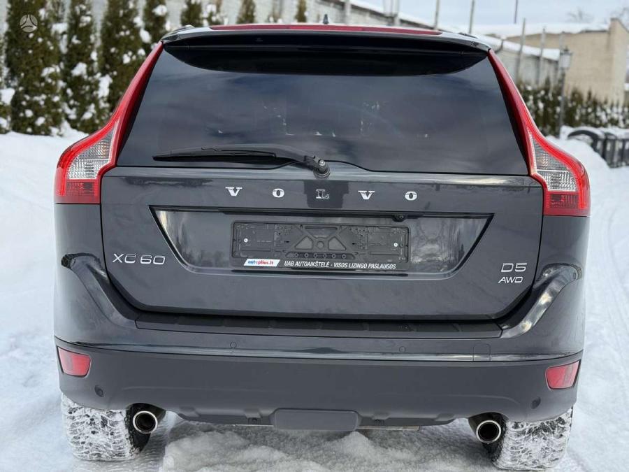 Grey Volvo XC60 2012 in Siauliai, with an engine capacity of 2.40 L and mileage of 290 thousand km for 11950 €, photo 13 on AUTOMOTO.COM.LV