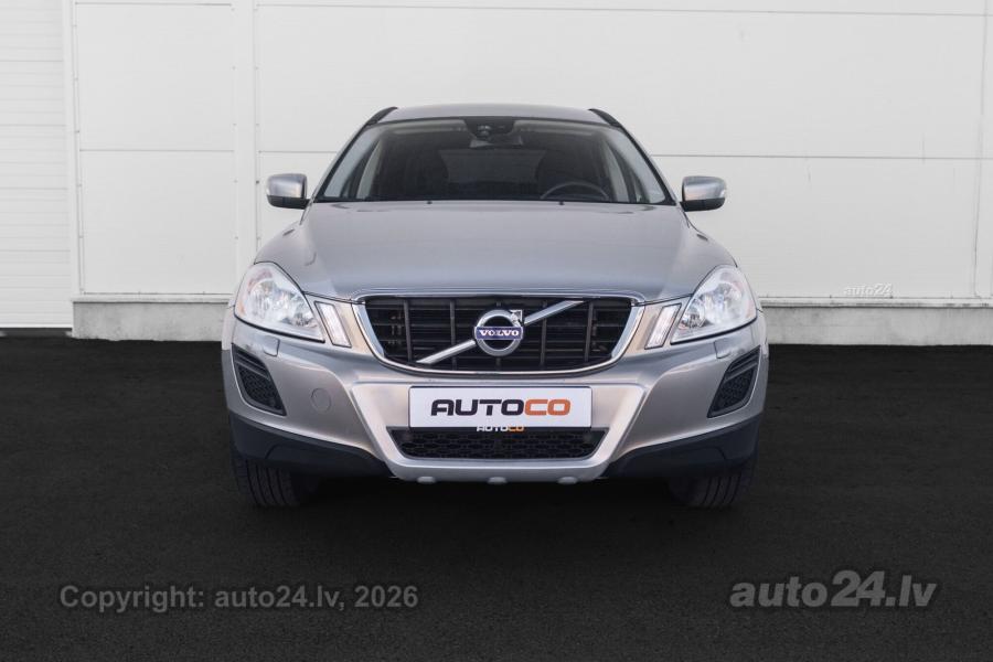 Pelēks Volvo XC60 2012 Tallina, ar dzinēja tilpumu 2.00 L un nobraukumu 194 tūkst. km par 7999 €, foto 3 vietnē AUTOMOTO.COM.LV
