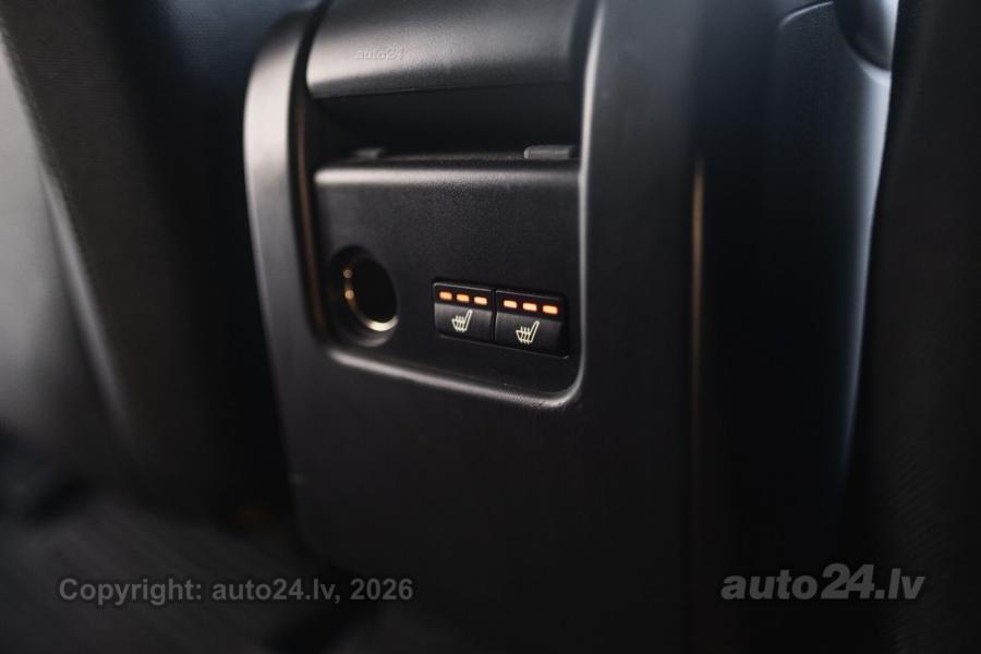 Pelēks Volvo XC60 2012 Tallina, ar dzinēja tilpumu 2.00 L un nobraukumu 194 tūkst. km par 7999 €, foto 13 vietnē AUTOMOTO.COM.LV