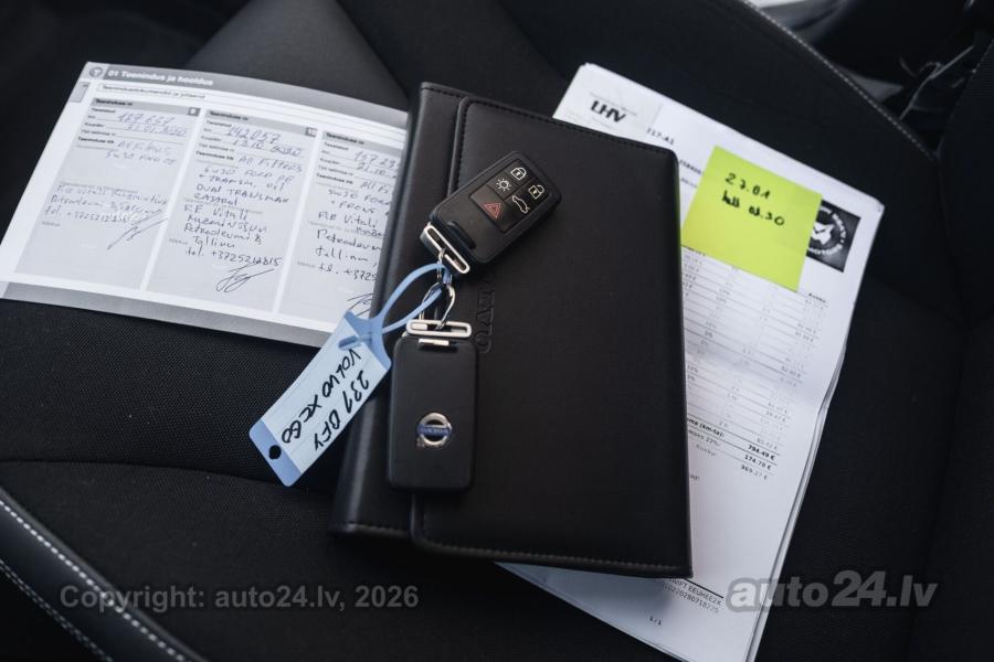 Pelēks Volvo XC60 2012 Tallina, ar dzinēja tilpumu 2.00 L un nobraukumu 194 tūkst. km par 7999 €, foto 20 vietnē AUTOMOTO.COM.LV