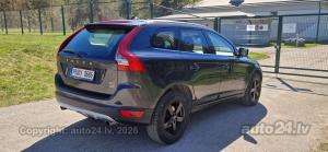 Pelēks Volvo XC60 2012 Tallina, ar dzinēja tilpumu 2.40 L un nobraukumu 239 tūkst. km par 9350 €, foto 7 vietnē AUTOMOTO.COM.LV