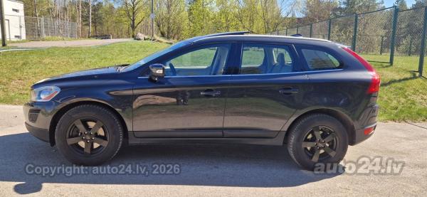 Pelēks Volvo XC60 2012 Tallina, ar dzinēja tilpumu 2.40 L un nobraukumu 239 tūkst. km par 9350 €, foto 8 vietnē AUTOMOTO.COM.LV